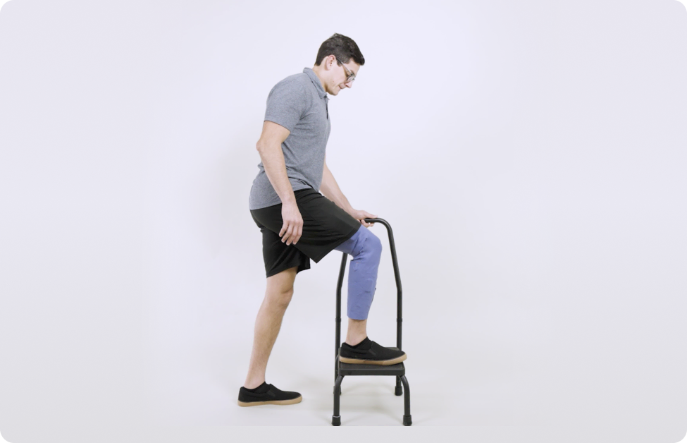How to Keep Moving Indoors During Winter: Functional Mobility Exercises